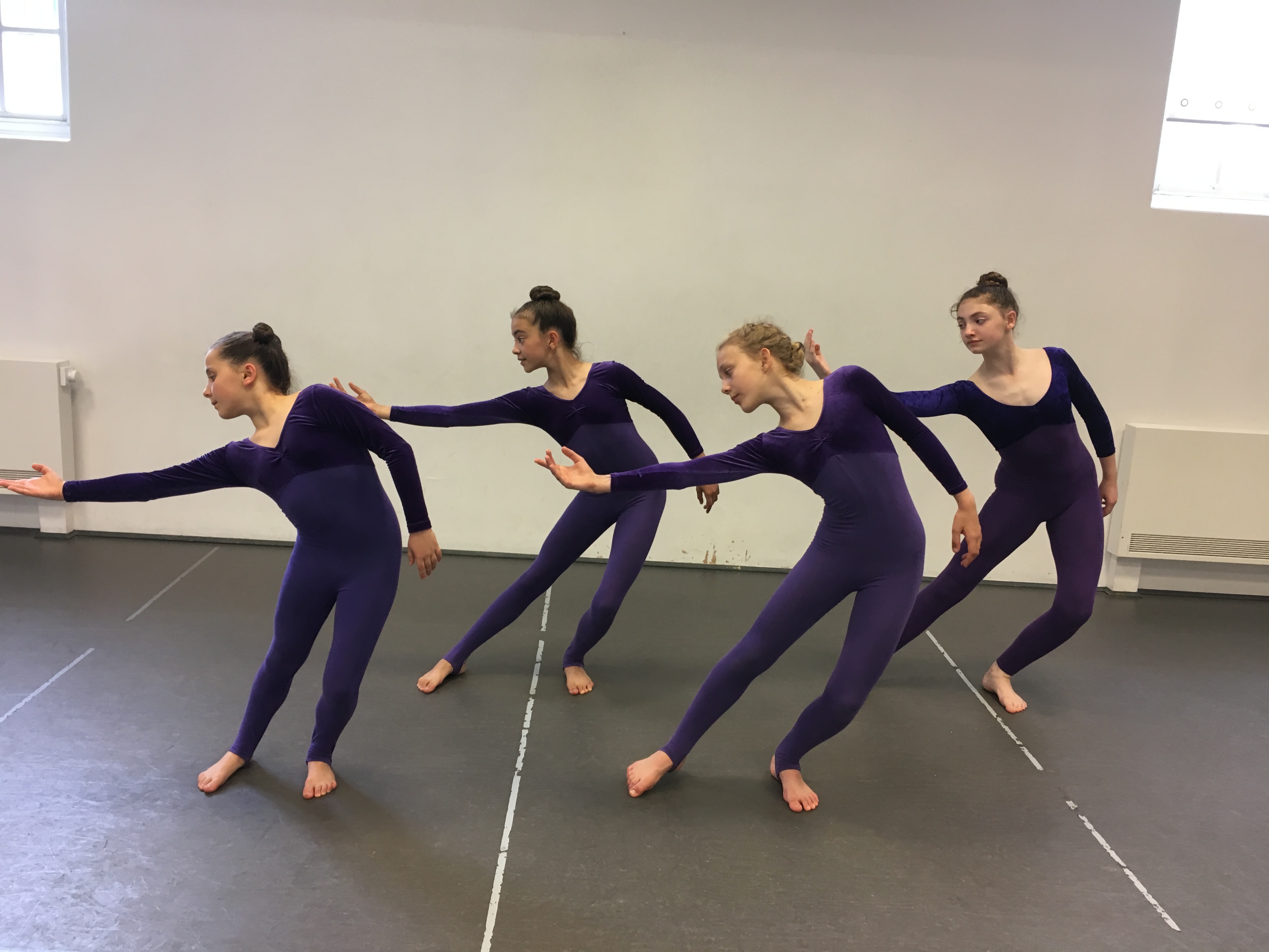 Grade 4 modern 1 - South London Dance School