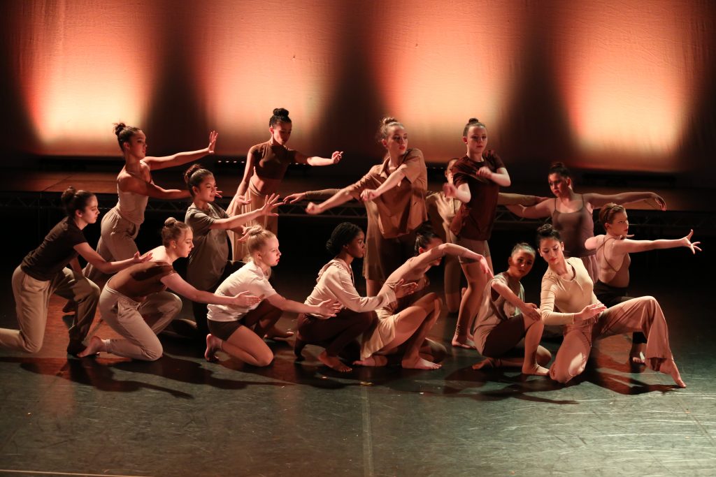 Contemporary Dancing Classes - South London Dance School